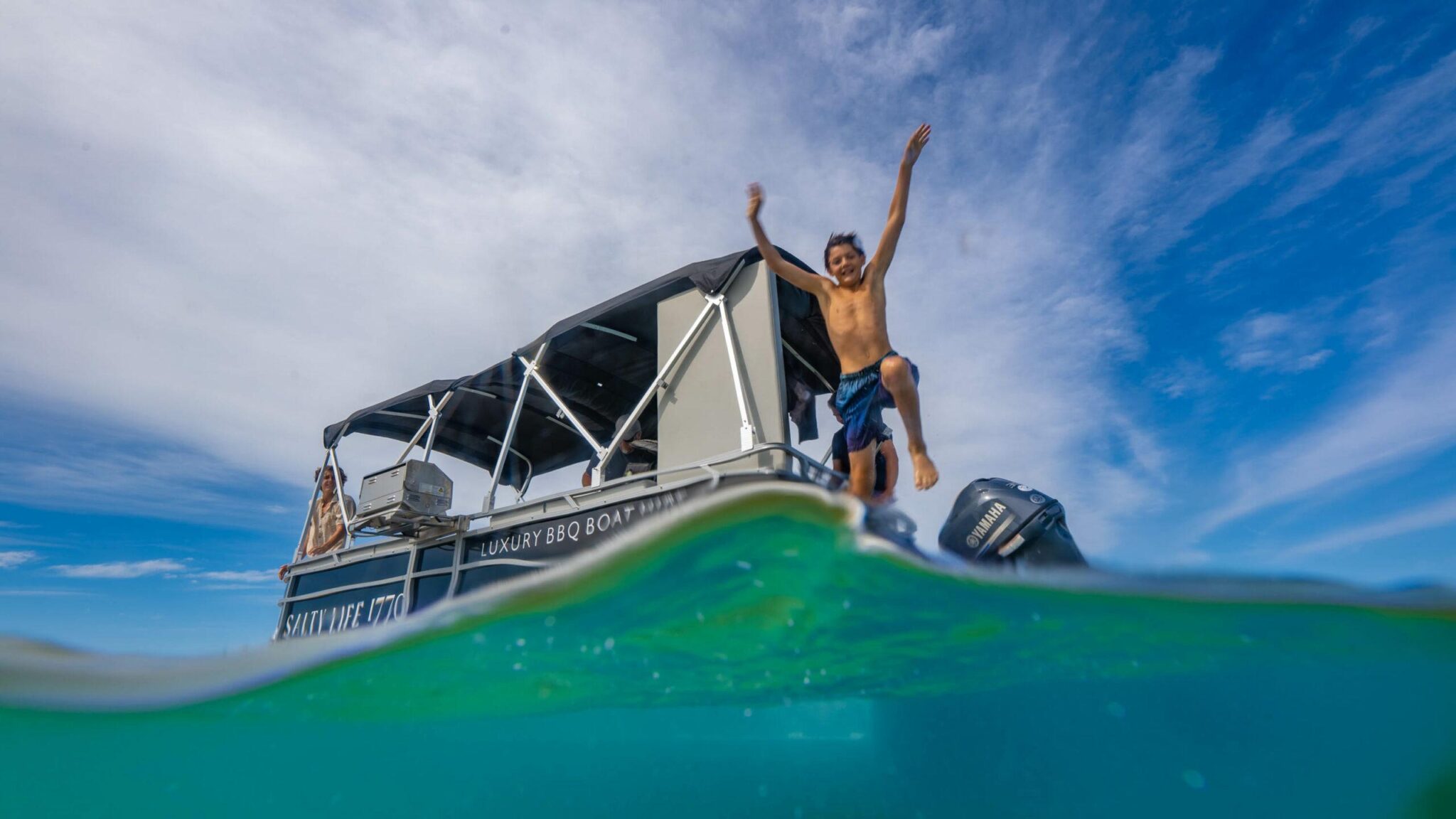 Luxury Pontoon Boat | Discover 1770 & Agnes Water