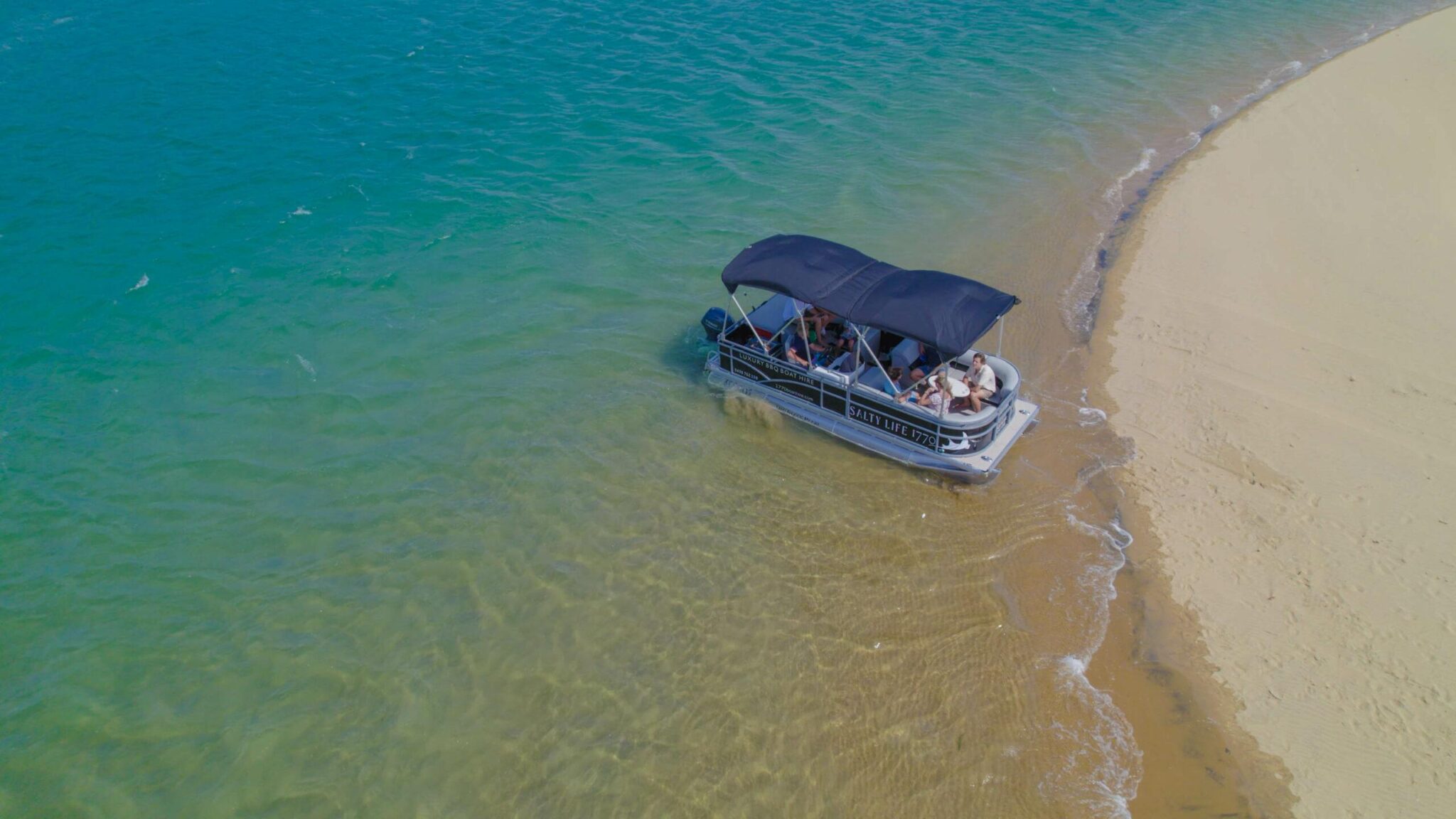 Luxury Pontoon Boat | Discover 1770 & Agnes Water